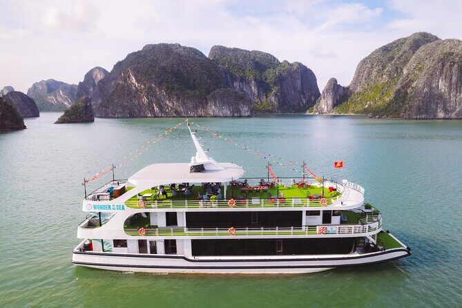 Halong Bay Premium Cruise with Jacuzzi, Kayaking & Scenic Views - An In-Depth Look at the Halong Bay Premium Cruise Experience