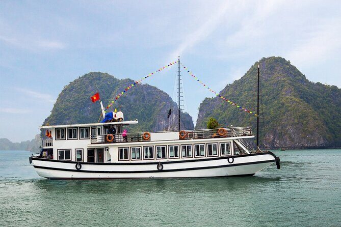Halong Bay Standard Cruise 1 Day Tour from Tuan Chau Harbor/Hanoi - What Travelers Say