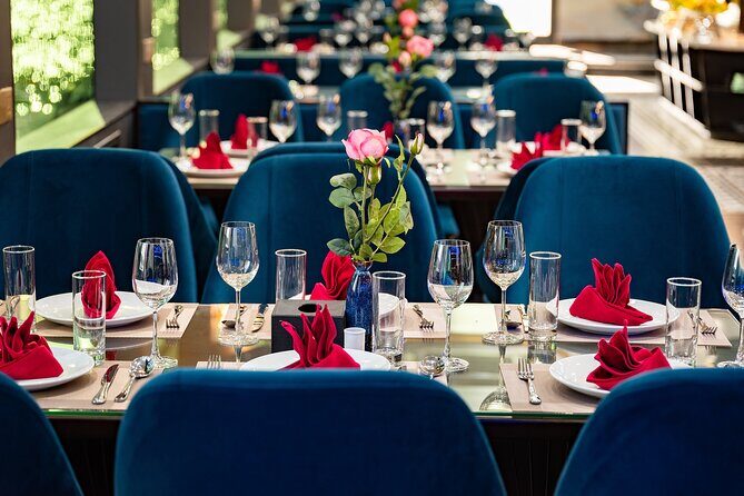 Halong Bay VIP Cruise from Hanoi Kayak, Cave Discovery & Party - Sunset Party and Relaxation