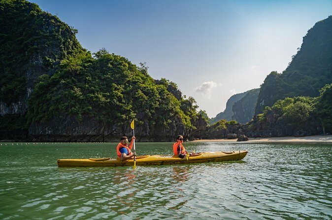 Halong Charming Cruise 3 Days Sightseeing and Adventure - FAQ
