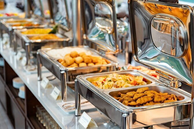 Halong Luxury Day Cruise: Buffet, Sunset Party & Jacuzzi - Who Is This Tour Best For?