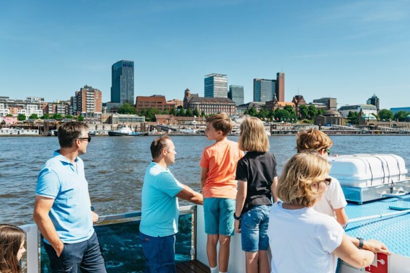 Hamburg: 1.5-Hour Harbor and Speicherstadt Day Cruise - Why This Tour Works Well