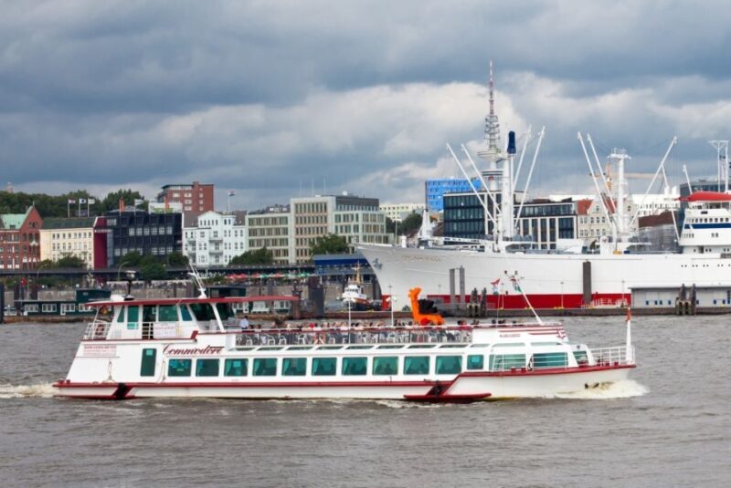 Hamburg: 1-Hour Harbor Cruise - Practical Tips for Travelers