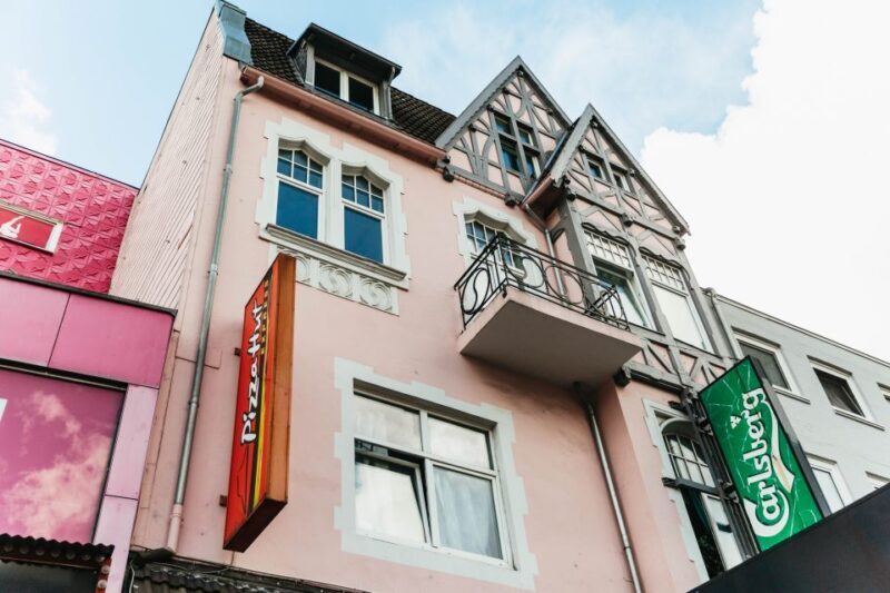 Hamburg: 2.5-Hour Beatles Music Tour - Who Should Consider This Tour