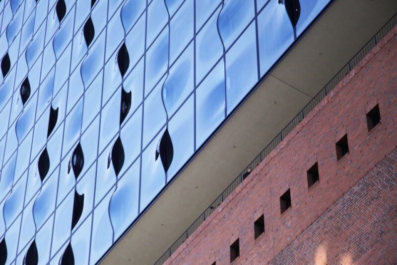 Hamburg: 2.5-Hour Discovery Tour - What to Expect During the Tour