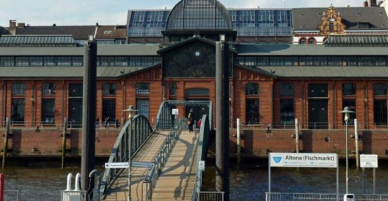 Hamburg: 2-Hour Tour Along the Elbe - A Closer Look at the Tour Experience