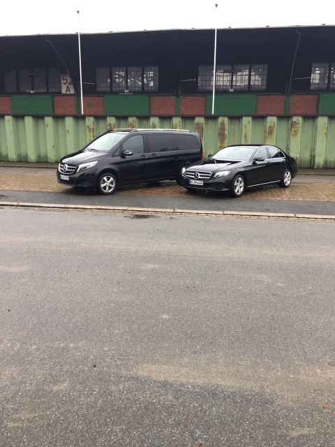 Hamburg: 3-Hour Limousine Tour with Driver-Guide - The Experience in Detail