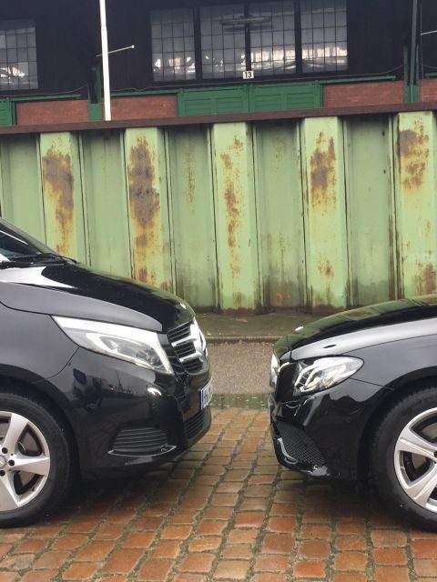 Hamburg: 3-Hour Limousine Tour with Driver-Guide - Authentic Insights from Reviews