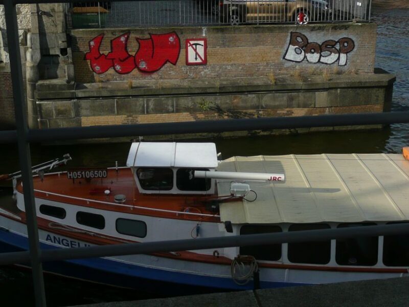 Hamburg: Bike Tour of the Speicherstadt & Old Harbor - Discovering Hamburg’s Dockside Charm on Two Wheels