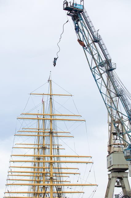 Hamburg: Bungee Jumping 50 Meters High over the Harbor - Authentic Reviews & Insights