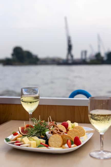 Hamburg: Cheese & Wine Cruise - FAQ