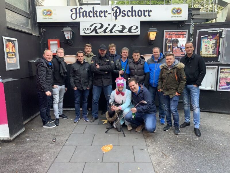 Hamburg: Die große Reeperbahn Tour mit den Kiezjungs - Who Will Love This Tour?