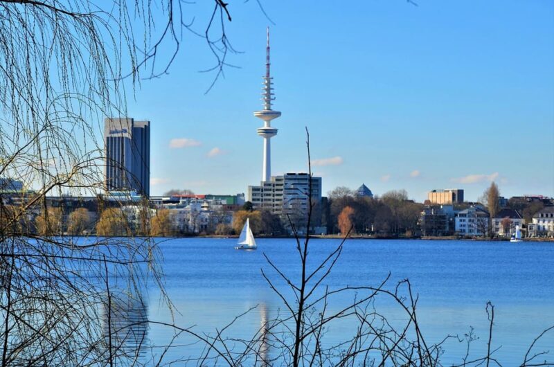Hamburg: English Bike Tour - Around the Outer Alster Lake - Key Points