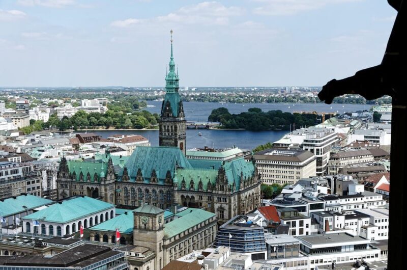 Hamburg: English Bike Tour - Around the Outer Alster Lake - Exploring Hamburg’s Alster by Bike: What You’ll Experience