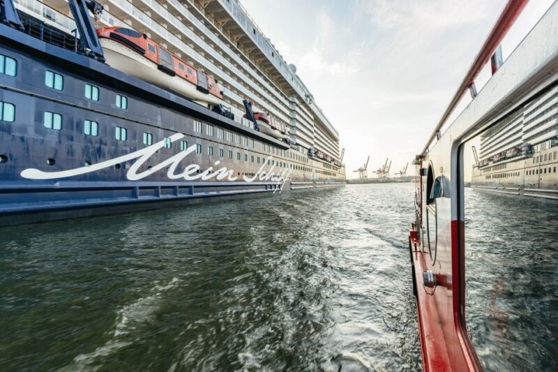 Hamburg: Harbor Cruise with Wine and Cheese - Who’s This Tour Best For?