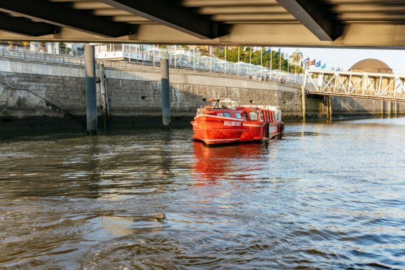 Hamburg: Harbor Cruise with Wine and Cheese - FAQ
