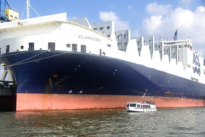 Hamburg harbor tour with a barge - What travelers say about the experience