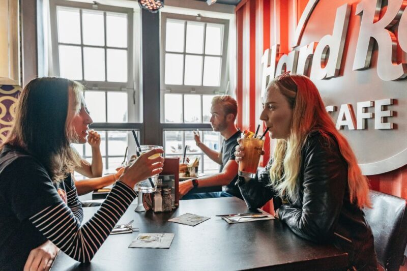 Hamburg: Hard Rock Cafe Skip-the-Line Meal - Dining in Hamburg’s Musical Heritage