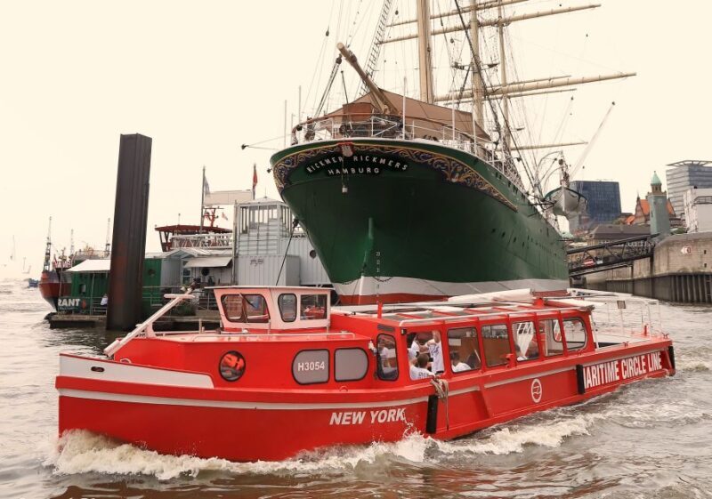 Hamburg: Hop-On Hop-Off Harbor Cruise with Commentary - Key Points