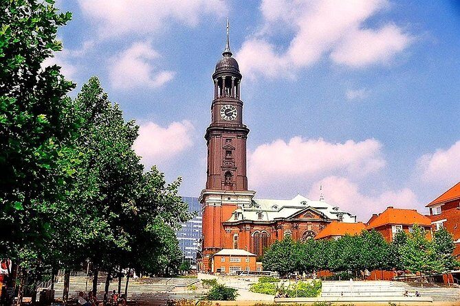 Hamburg: Hop-On Hop-Off Tour - Yellow Double Decker - Authentic Traveler Feedback