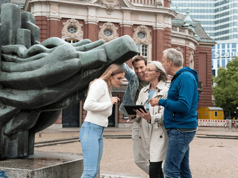 Hamburg Landungsbrücken: Outdoor Escape Game - What is an Outdoor Escape Game in Hamburg?