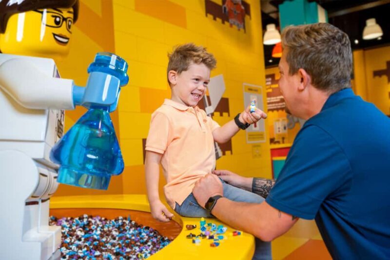 Hamburg: LEGO© Discovery Centre admission ticket - The Experience Beyond Just Playing