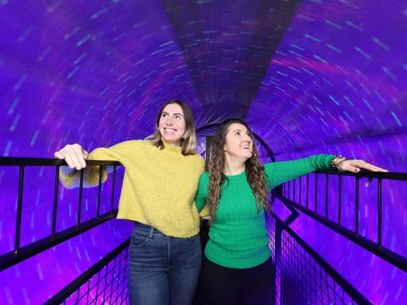 Hamburg: Museum of Illusions Ticket - Photo Opportunities Galore