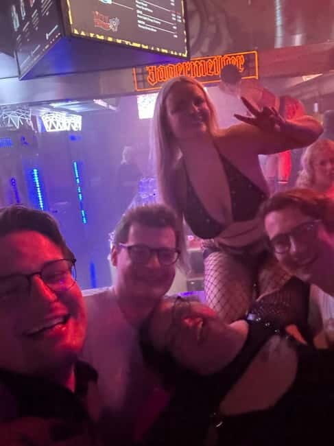 Hamburg: Neighborhood tour with a former dominatrix - FAQ
