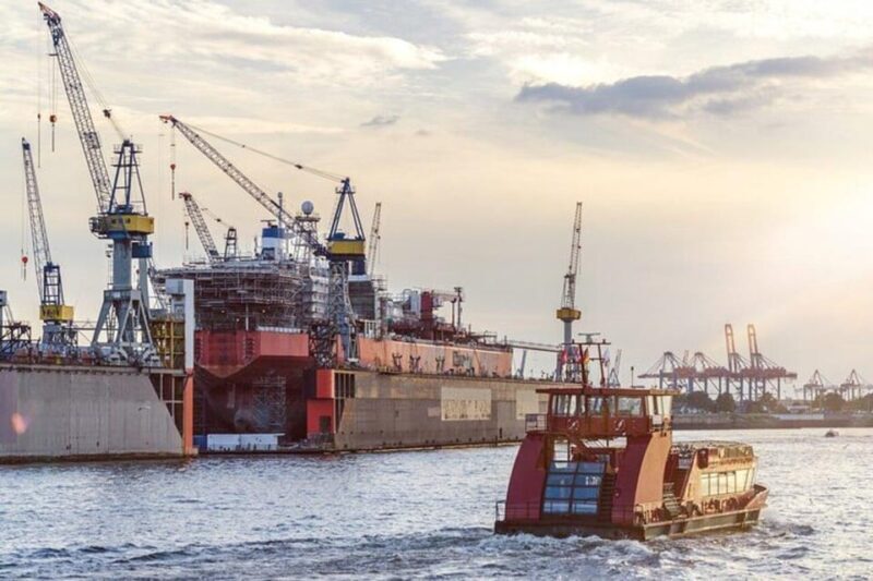 Hamburg: One Hour Traditional Harbor Cruise - Key Points
