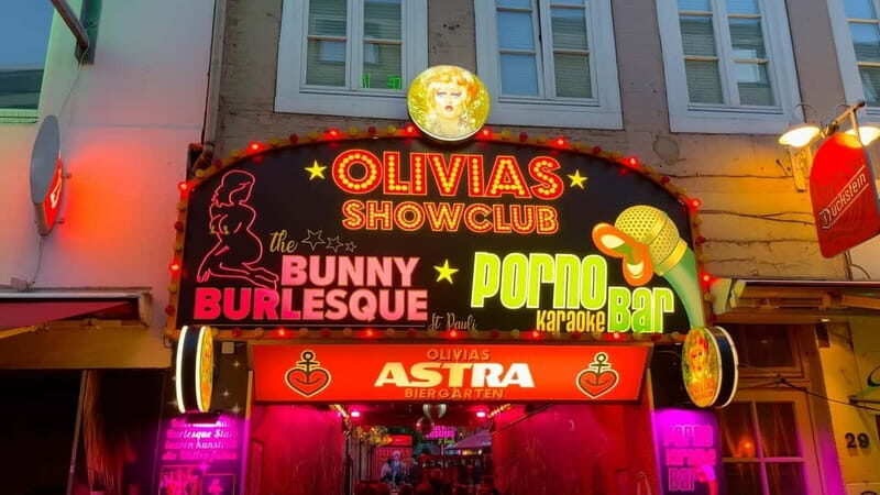 Hamburg: Pamela unpacks! - Kieztour with a drag queen - Key Points