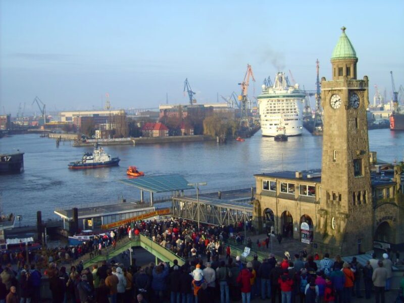 Hamburg: Private 3-Hour Guided Car Tour - The Sum Up