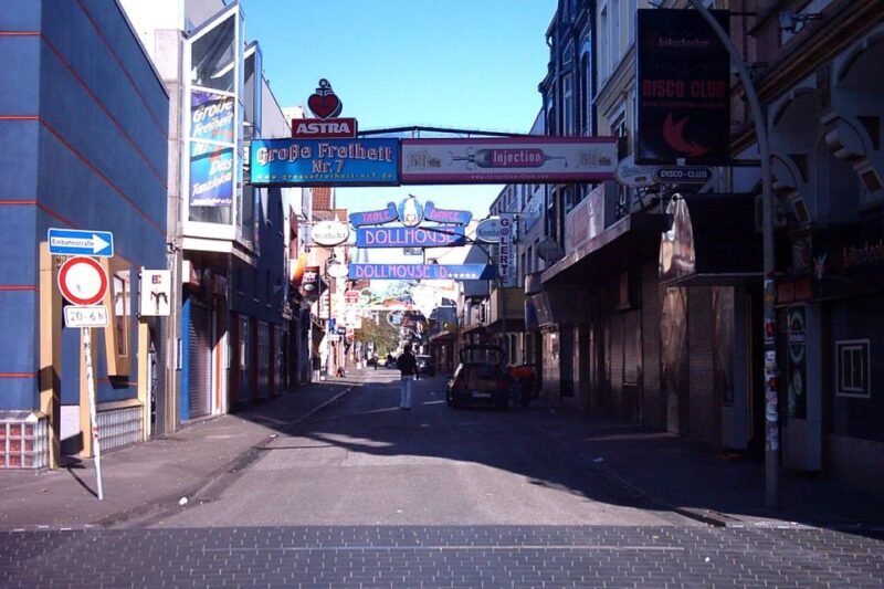 Hamburg: Private 75-Minute Tour of St. Pauli - The District’s Highlights in a Nutshell