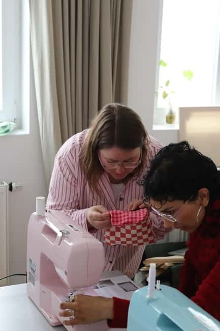 Hamburg: sew your own cosmetic bag as a souvenir from HH - Hamburg: Sew Your Own Cosmetic Bag as a Souvenir from HH — A Practical, Creative Experience