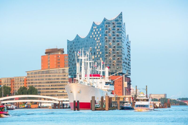 Hamburg: Speicherstadt and HafenCity Tour - Exploring Hamburg’s Historic Warehouse District