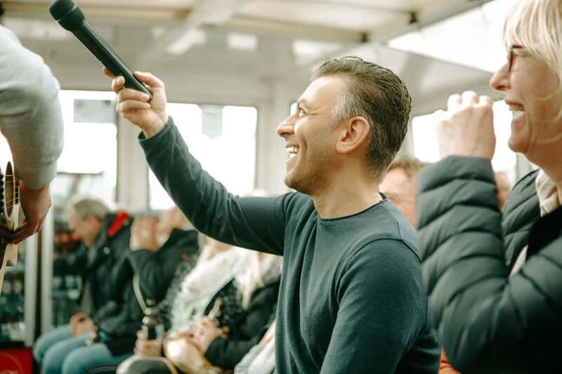 Hamburg: The comedy harbor tour - Hamburg: The Comedy Harbor Tour – A Lighthearted Way to See the City