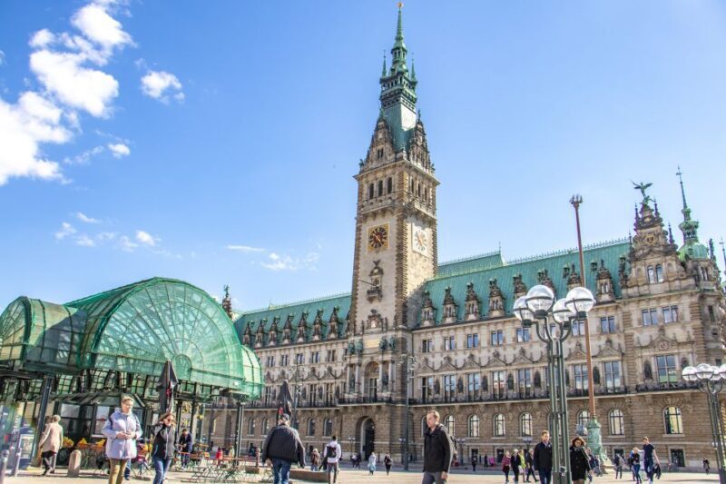 Hamburgs Art and Culture revealed by a Local - Who Will Enjoy This Experience?