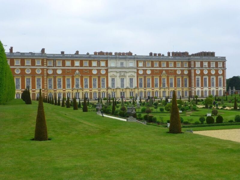 Hampton Court Palace Private tour With Fast Track Entry - Who Would Love This Tour?