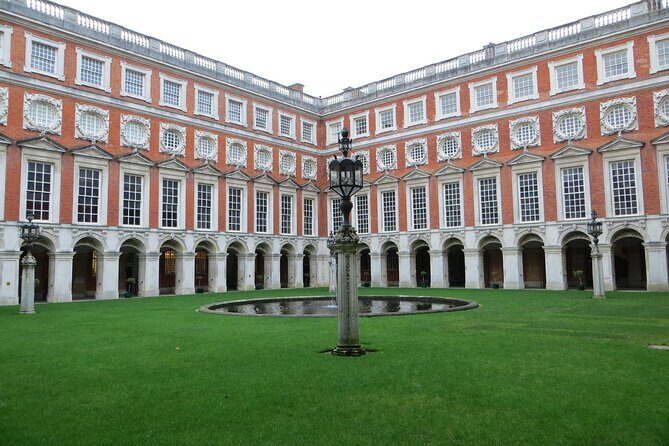 Hampton Court Palace, Stonehenge & Roman Bath Private Tour with Passes - Deep Dive into the Experience