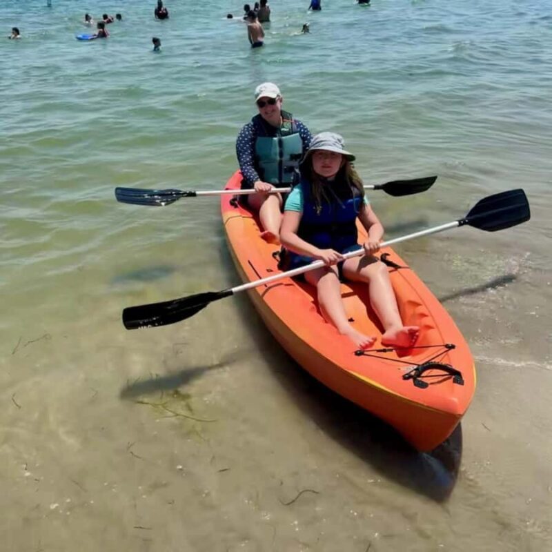 Hampton: Tandem Kayak Rental at Buckroe Beach - An Authentic Paddling Experience on Chesapeake Bay