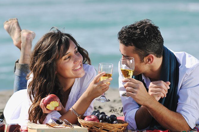 Hamptons Beach Picnic with Private Helicopter from Manhattan - An Unforgettable Journey from Manhattan to the Hamptons