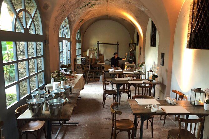 Hand made print on Lake Como silk and Villa Melzi Gardens - Who Should Consider This Tour?