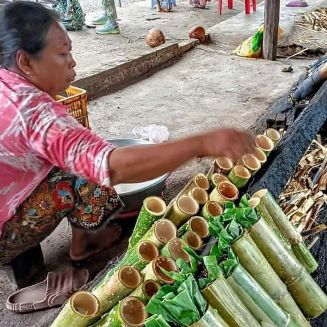 Handicraft tour/rice paper,/rice wine/bat cave Sun Set - Authenticity and Authentic Experiences