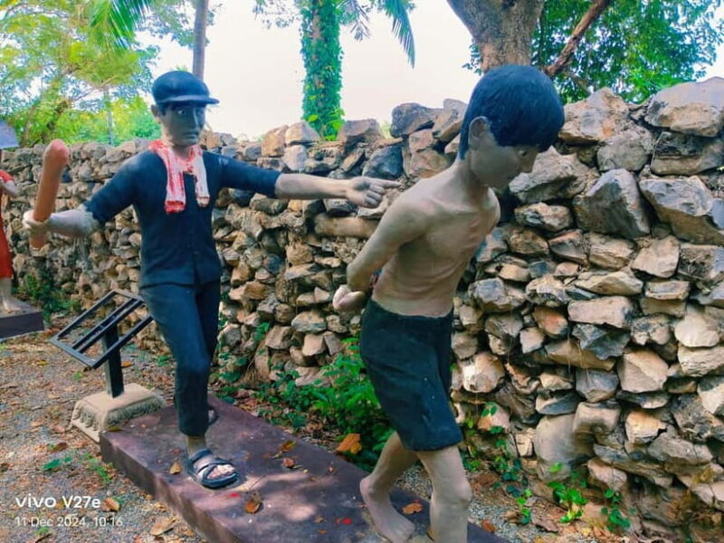 Handicraft tour/rice paper,/rice wine/bat cave Sun Set - Who Will Love This Tour?