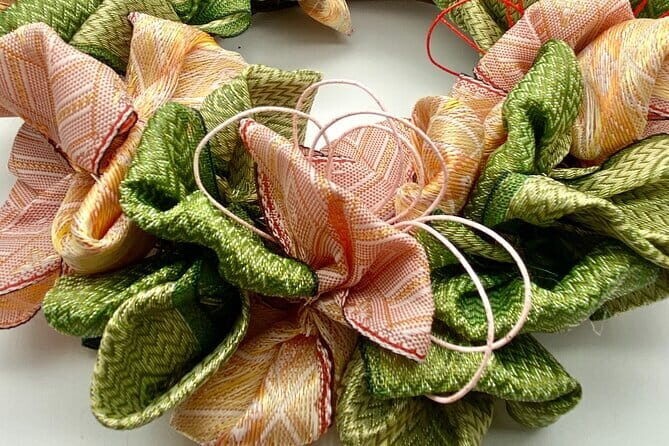 Handmade wreath experience using tatami mat edges in Tokyo - Why Choose This Wreath-Making Tour?