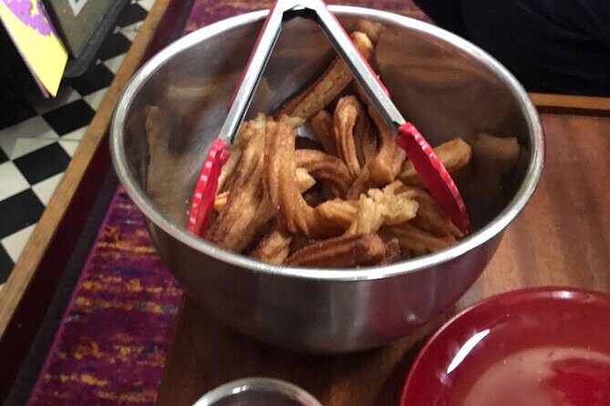 Hands-On Churros & Chocolate Class on a London Houseboat - Meeting Point and Logistics