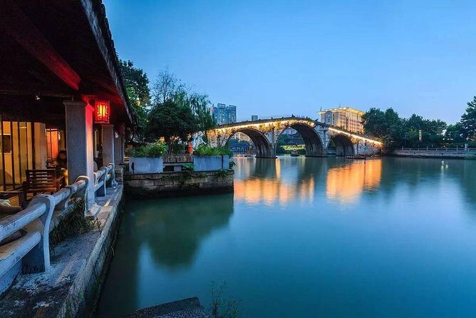 Hangzhou Day Tour of Wuzhen Water Town and Jinghang Grand Canal - An Authentic Day in Hangzhou: Exploring Wuzhen Water Town & Jinghang Grand Canal