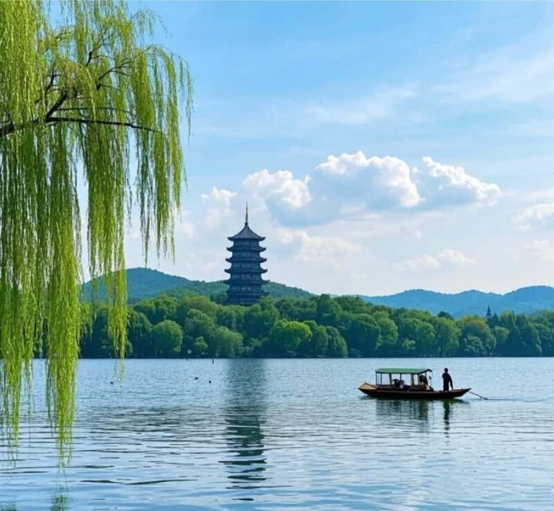 Hangzhou: Lingyin Temple, West Lake & Xiaohe Block - An Immersive Day in Hangzhou: What You Can Expect
