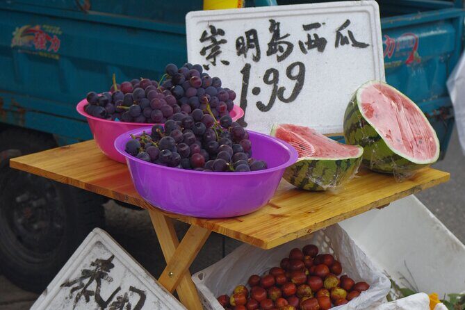 Hangzhou Mini-Hike Tour with Local Market Life Experience - Key Points