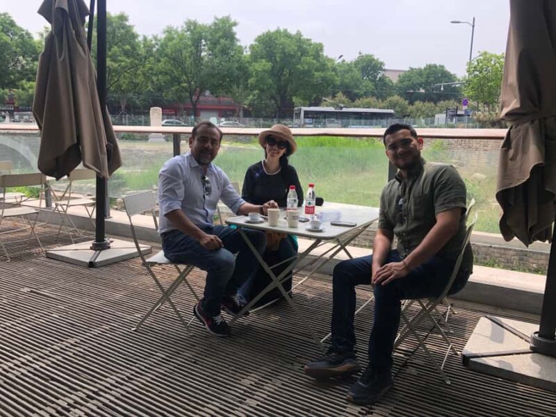 Hangzhou: Private Shopping & Impression West Lake Show Tour - Key Points