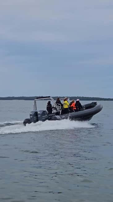 Hanko: Private Boat trip to Archipelago National Park - Authenticity and Atmosphere
